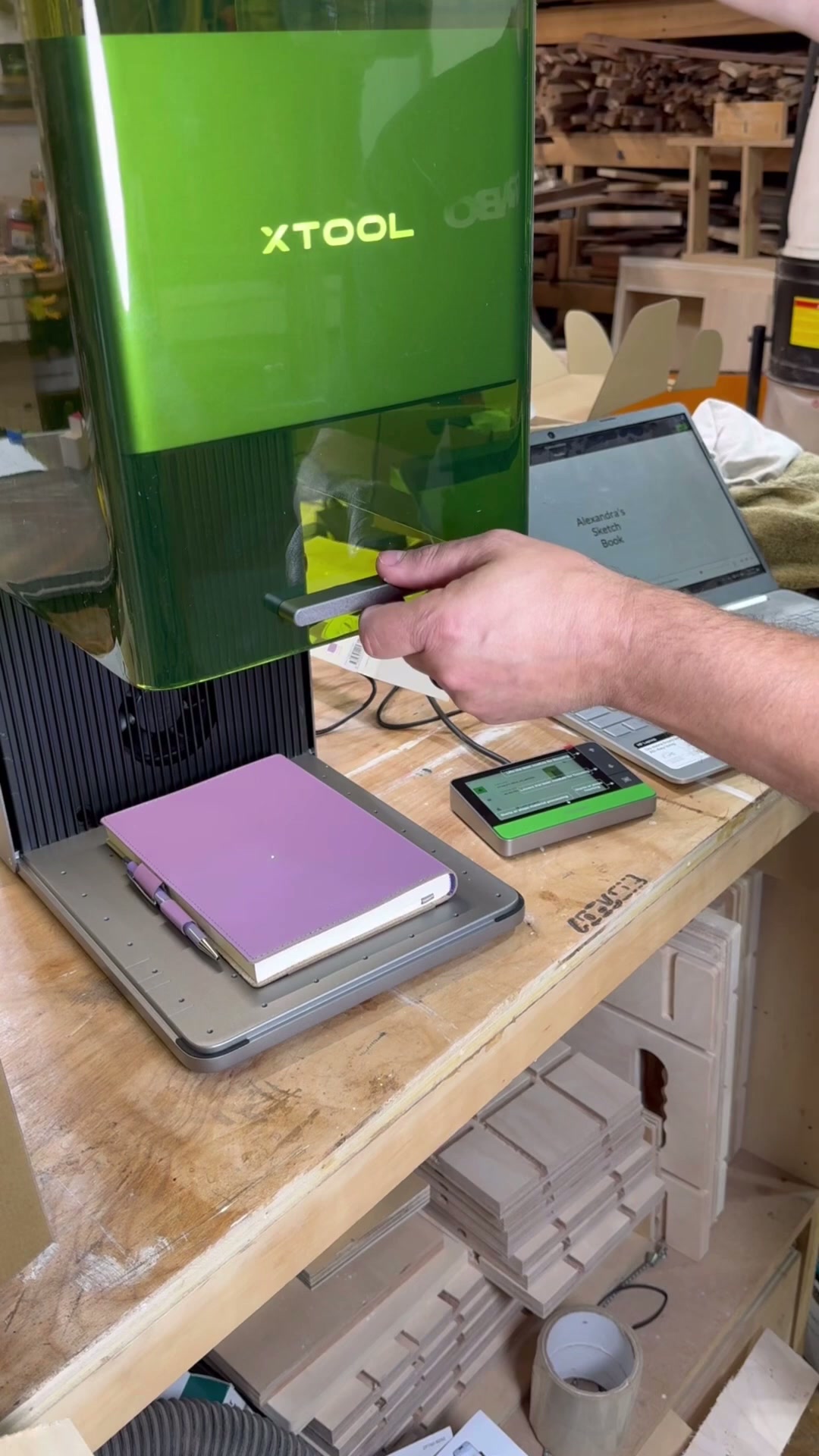 Engraving a leather sketchbook and pen with the xTool F1 Ultra # ...