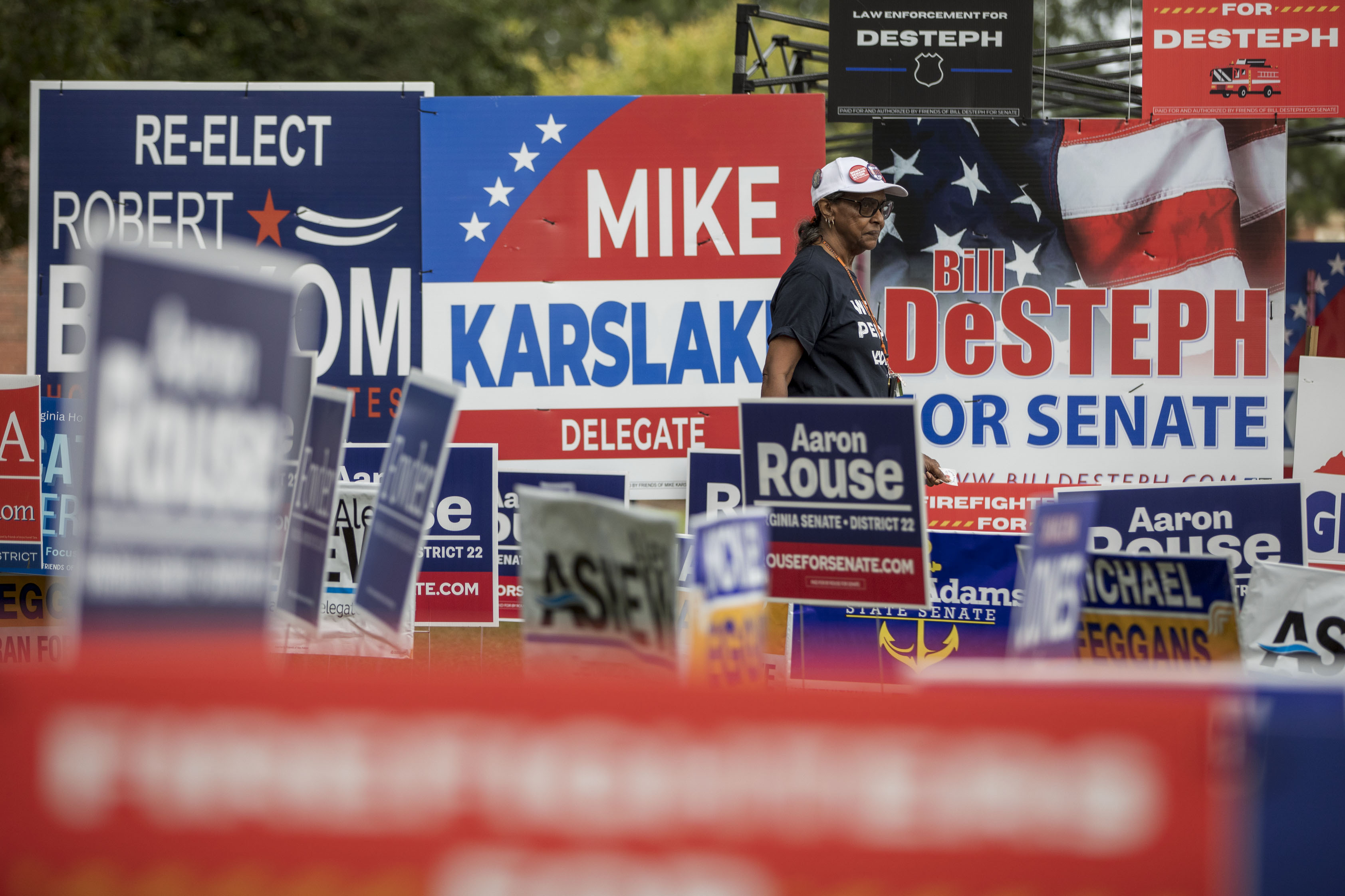 Virginia Beach wants to ban campaign signs at early voting sites
