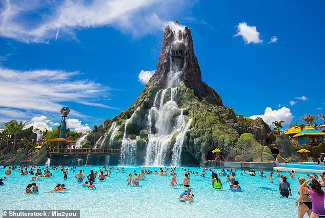 Disney World forced to shut down one of its parks due to freezing ...
