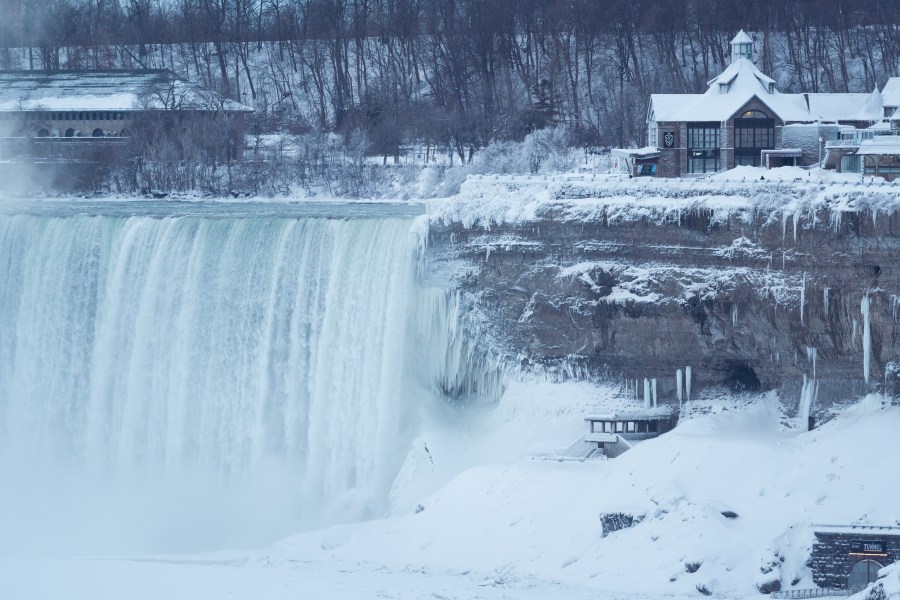 Niagara Falls partially frozen after sub-zero temperatures