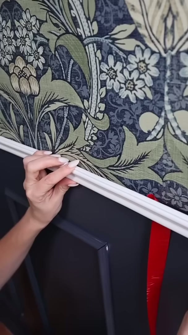 They make that peel & stick?! 😱 Genius bathroom makeover!