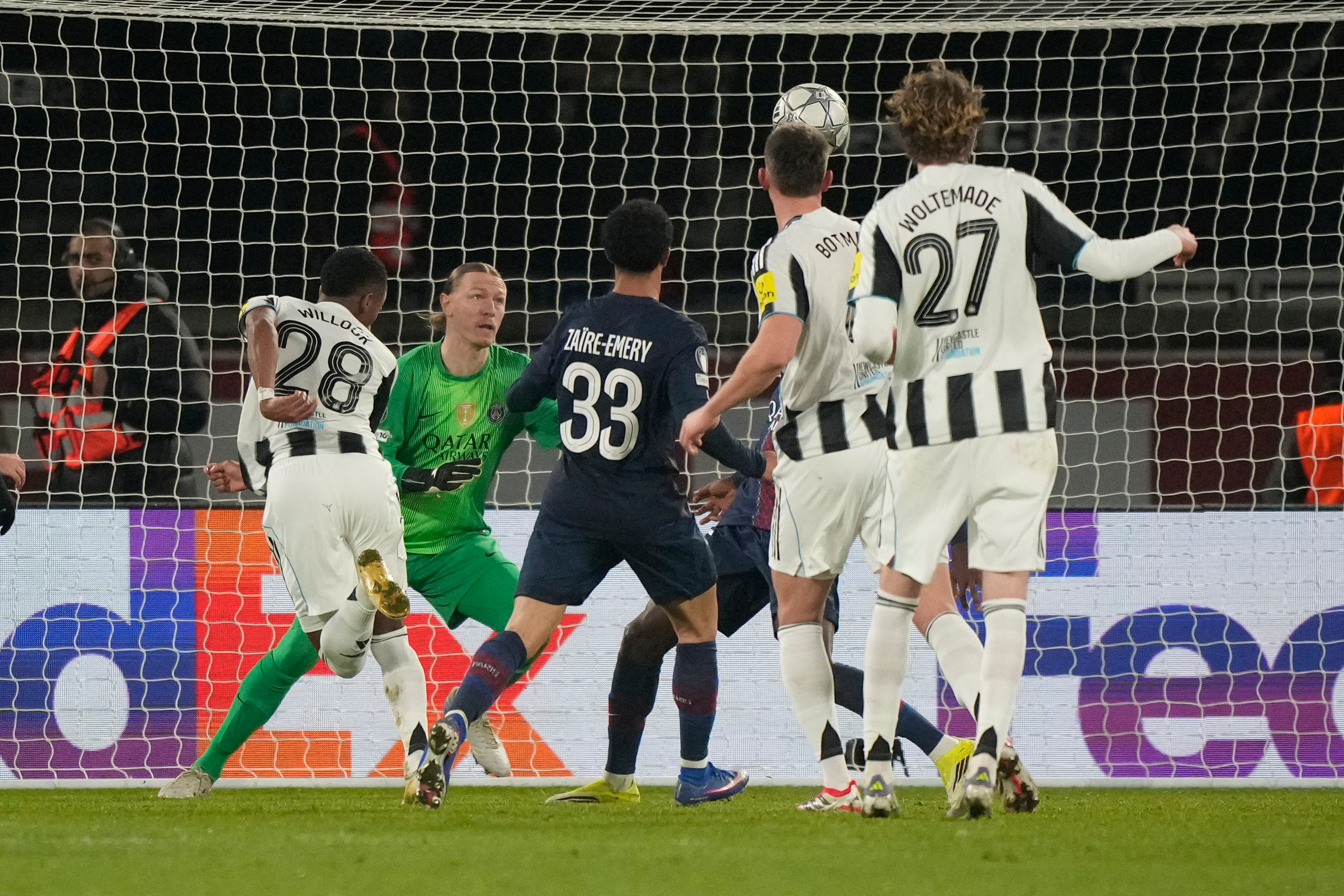 PSG coach Luis Enrique drops goalkeeper Chevalier and picks Safonov ...