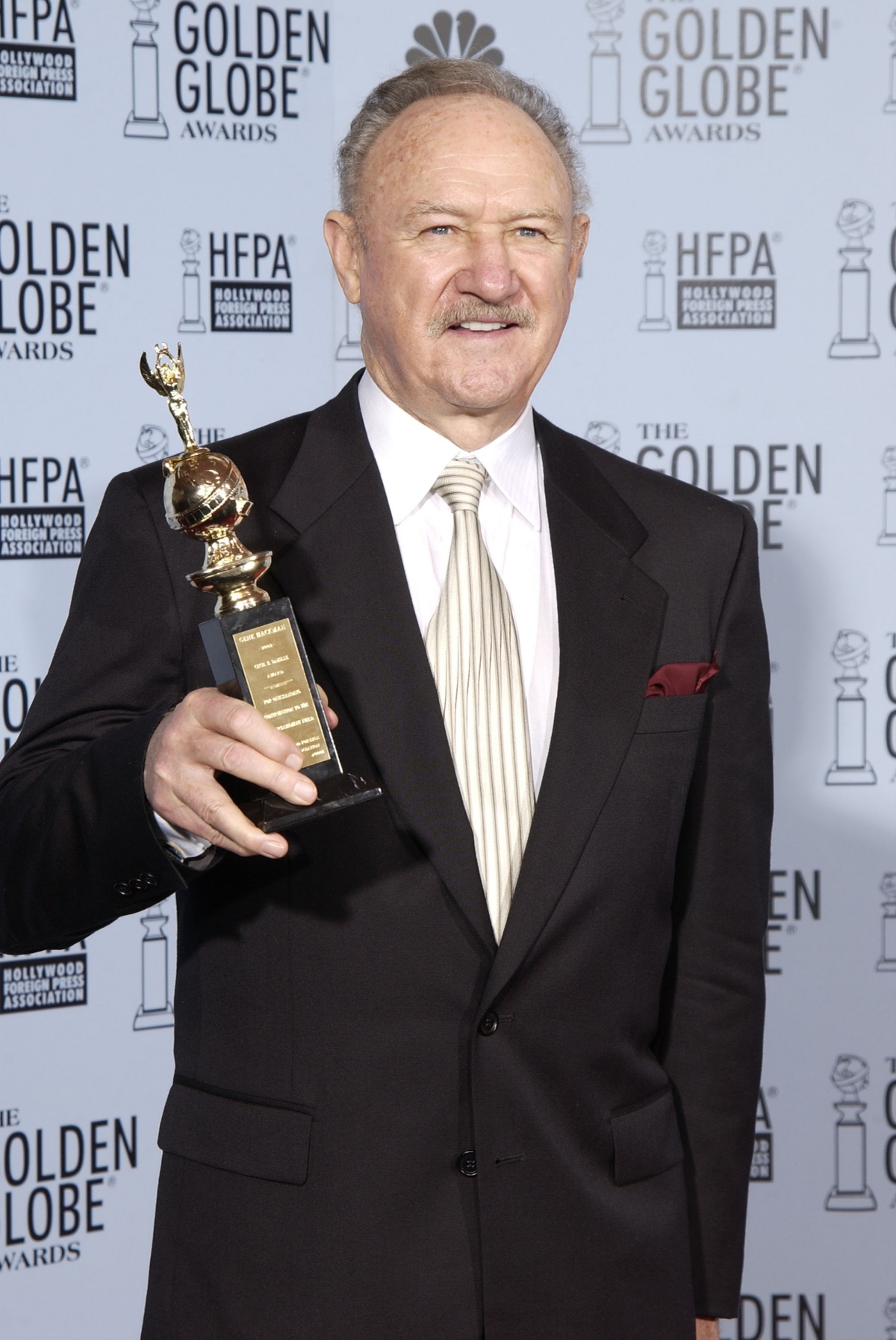 La casa de Gene Hackman en Santa Fe se vendió casi un año después de su ...