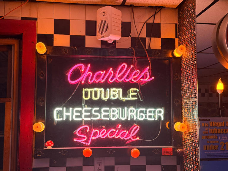 Charlie’s Kitchen in Harvard Square temporarily closes due to interior ...