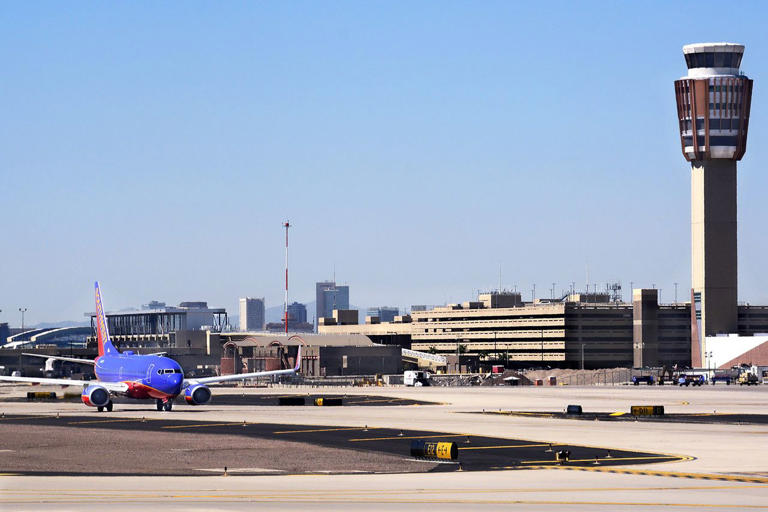 ‘Suspicious’ man allegedly boarded flight with invalid ticket, 7 driver ...