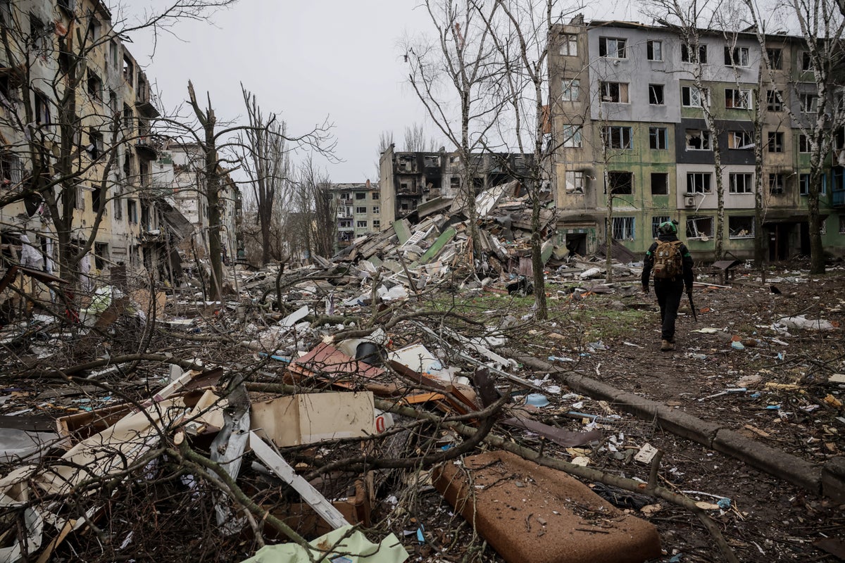 Nearly 2 million military casualties in Ukraine war, reports finds