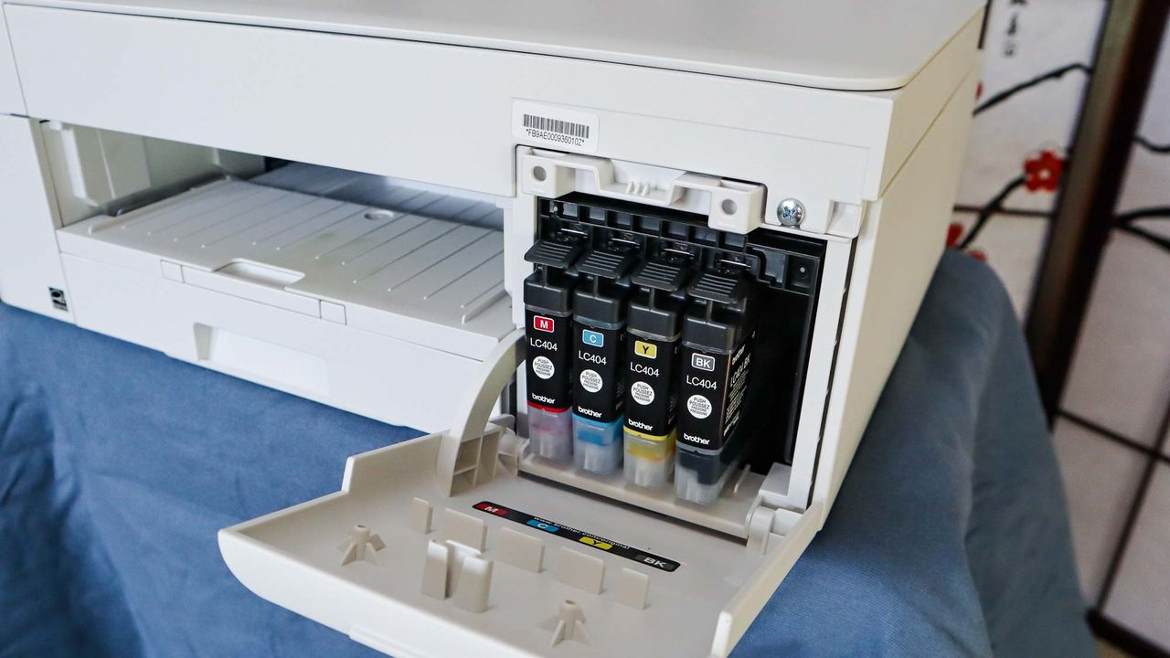 'A bold step...to address the challenges posed by plastic waste': Los ...