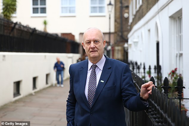 Dementia discharge delays costing NHS £328million and wasted 500,000 ...