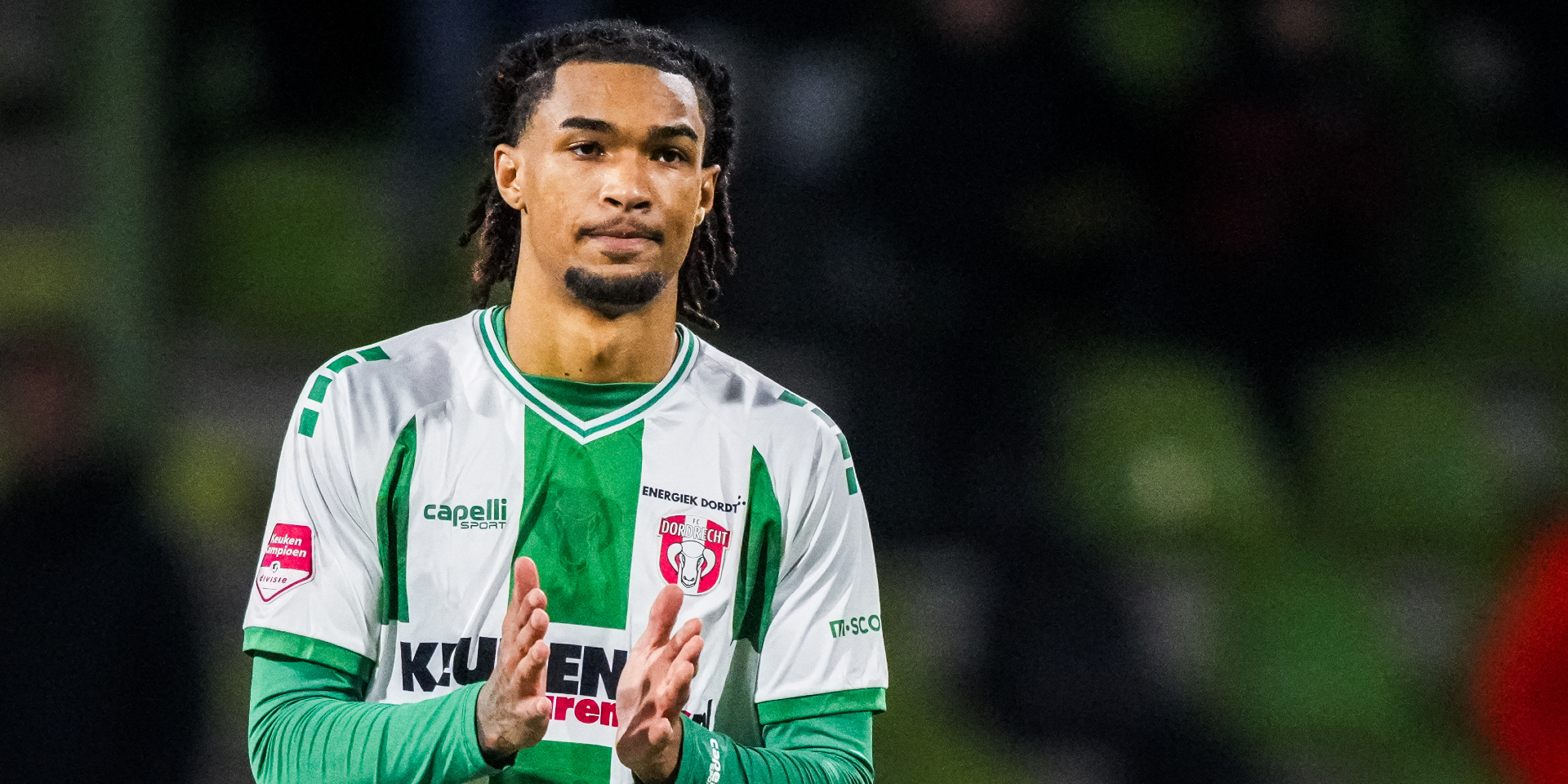 Duitse club probeert de deal rond Dordrecht-sensatie Yannick Eduardo te ...