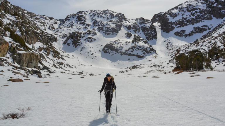 Don't poop in the snow and 4 more leave no trace tips for winter hikers