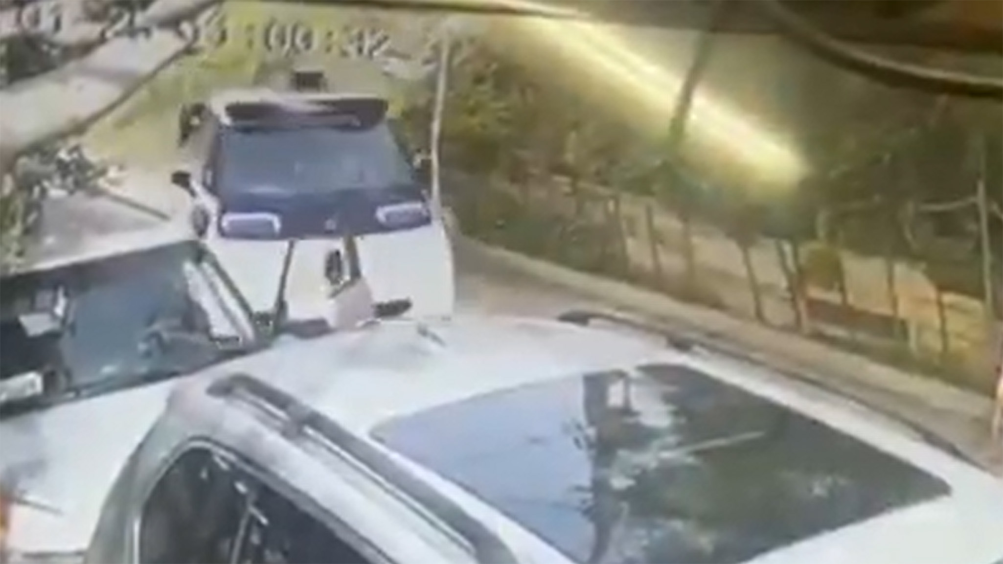 Waymo’s new “Ojaj” robotaxi crashed into parked cars, but the real ...