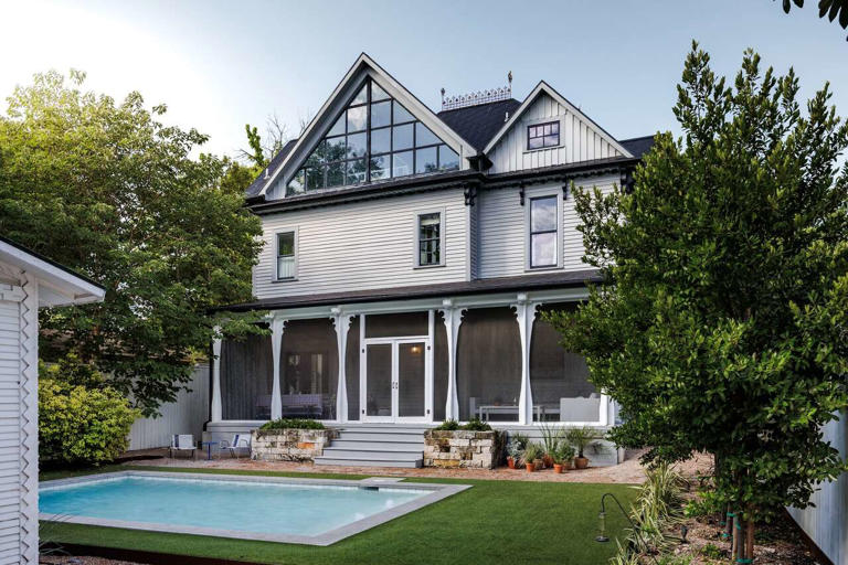 'Lord of the Rings' star's former Texas estate lists at $3.2M