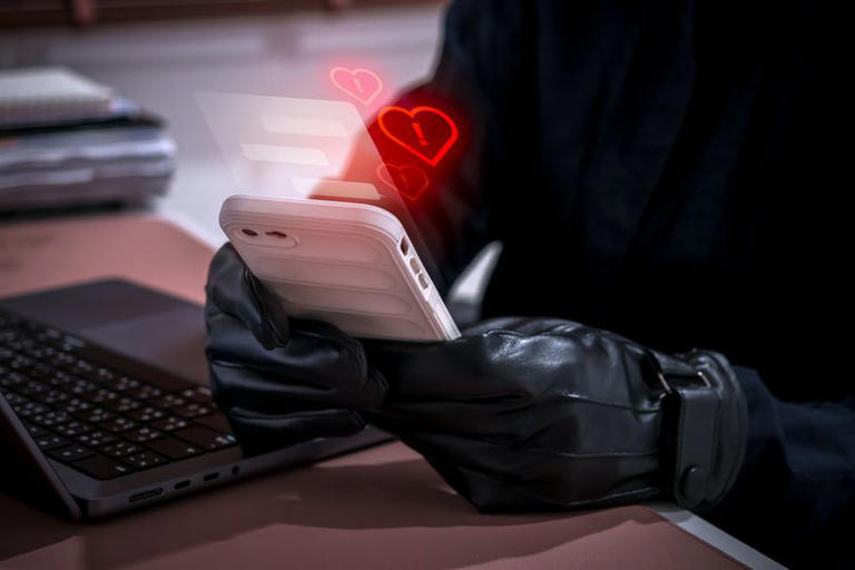 An Garda Síochána alert for signs of 'romance scams' ahead of ...