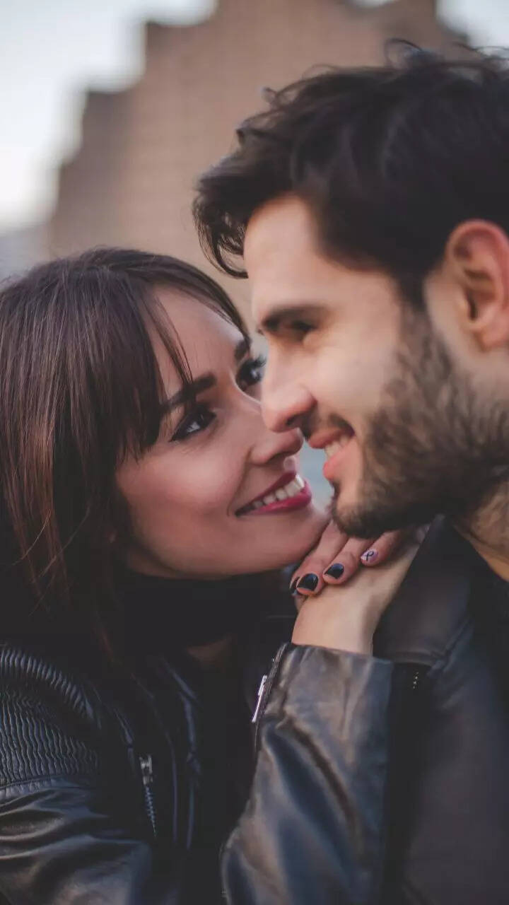 12 classic love quotes that have defined romance across generations