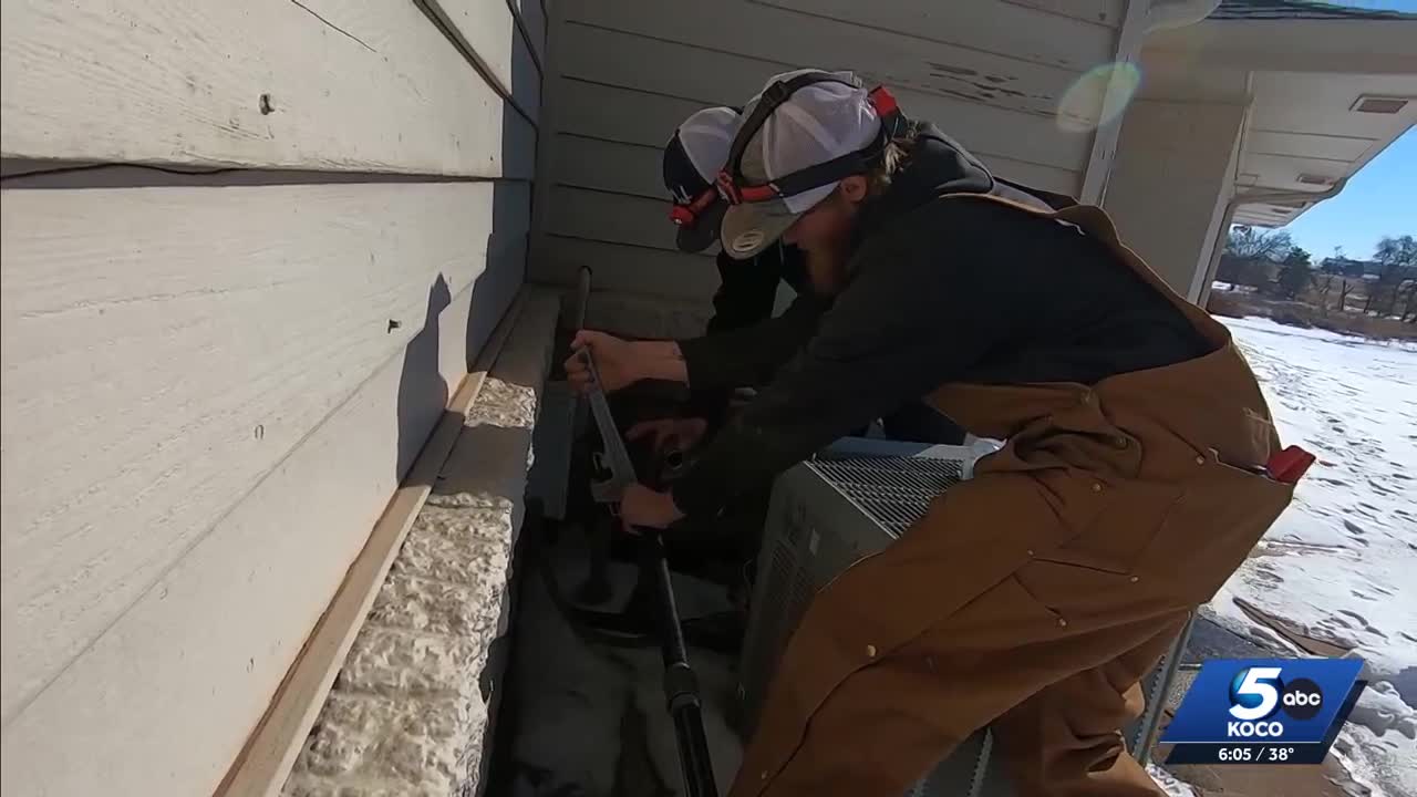 Oklahoma plumbers tackle frozen pipes and gas leaks amid cold weather