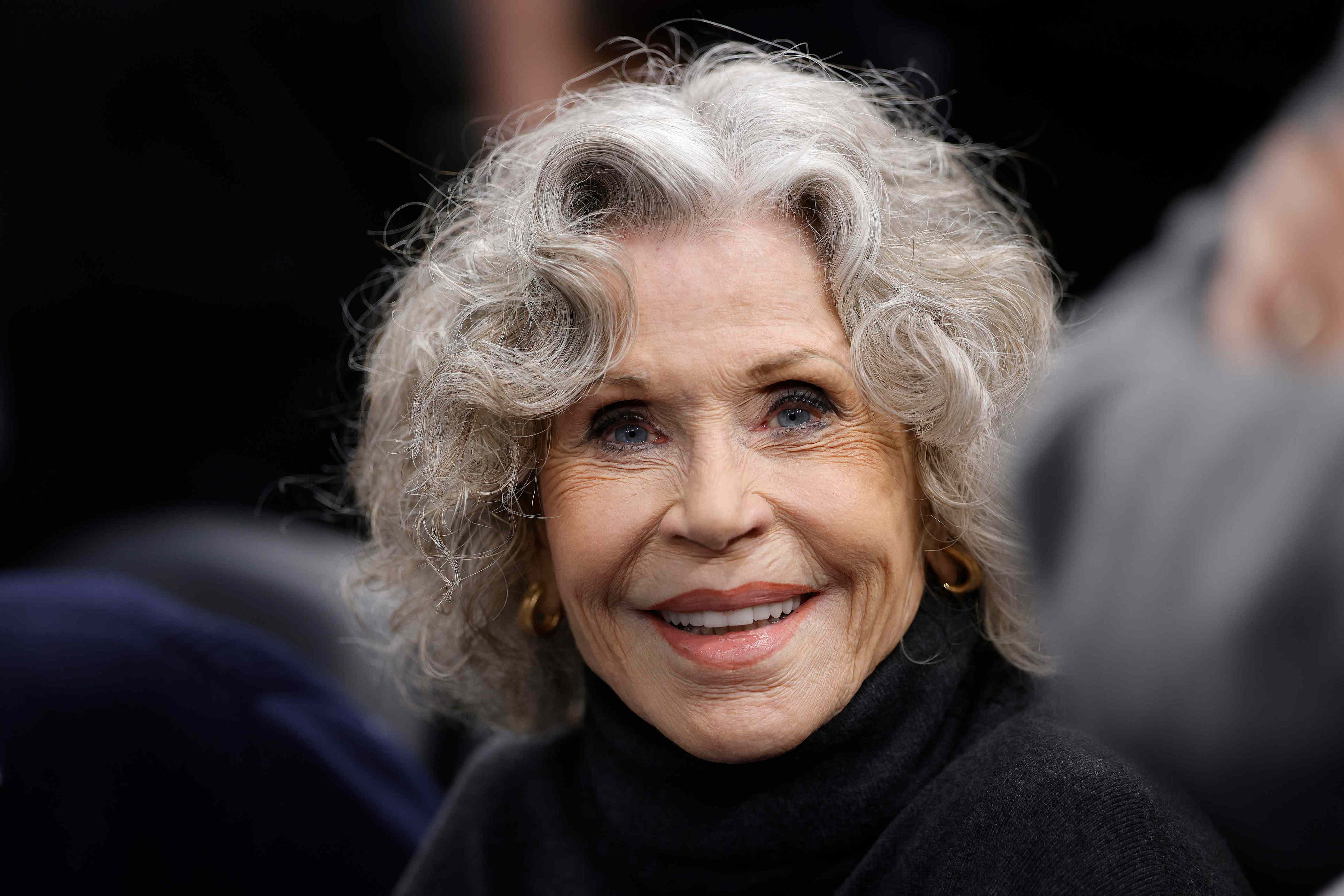 Jane Fonda's straight-leg trousers are the secret to looking tailored ...