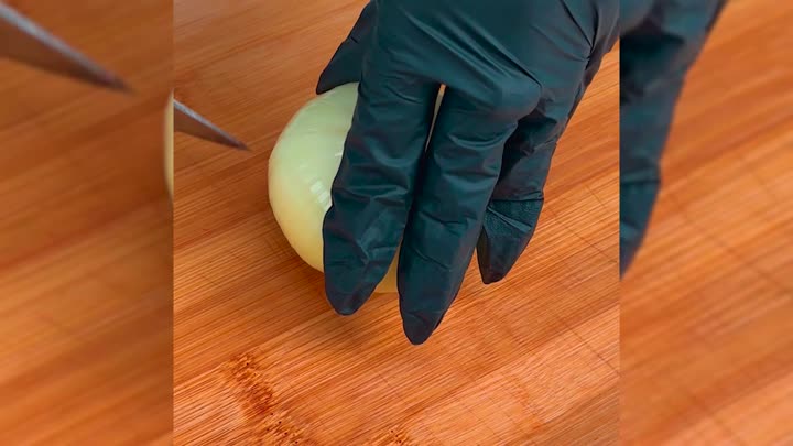 Discovering life-changing hack ideas