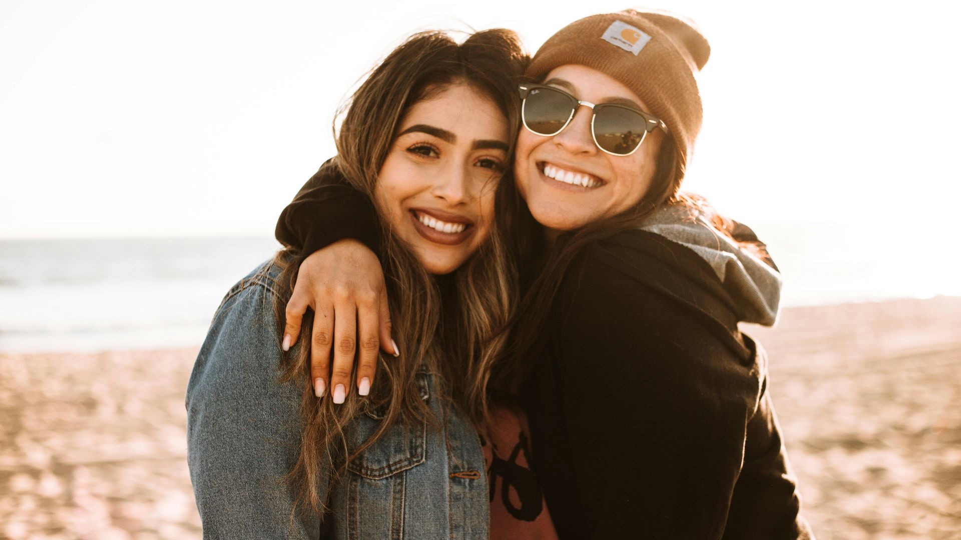 10 signs you’re the weak link in your friend group & 10 signs you’re ...