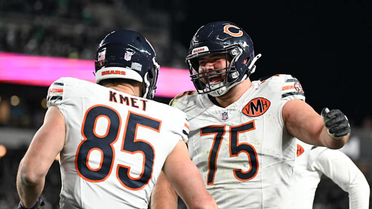 Pro Football Focus names impressive Bears rookie as early breakout ...