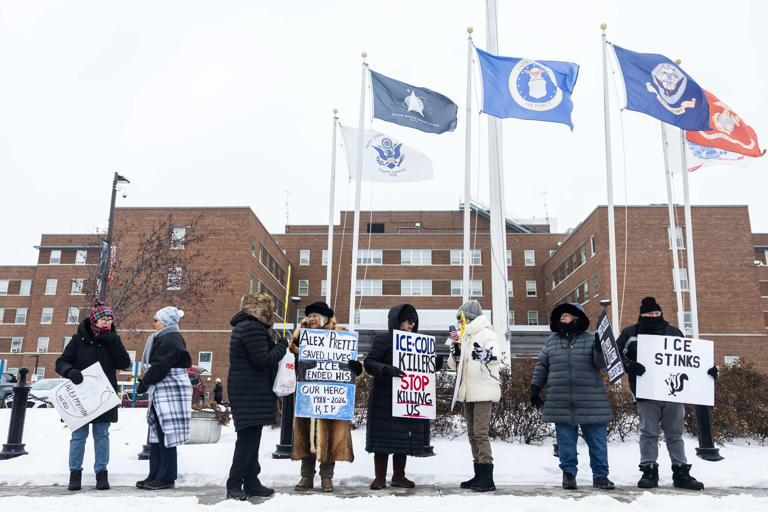 Frigid temperatures don’t deter anti-ICE protesters in Saginaw