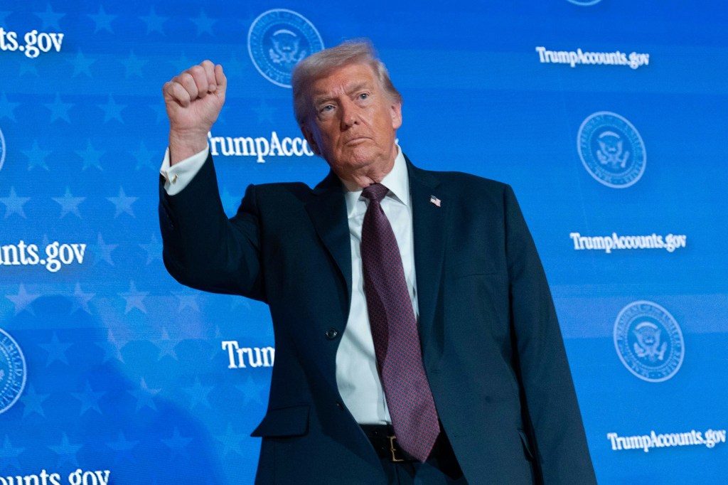 Fed chair candidate Rick Rieder gave campaign cash to Trump foes like ...