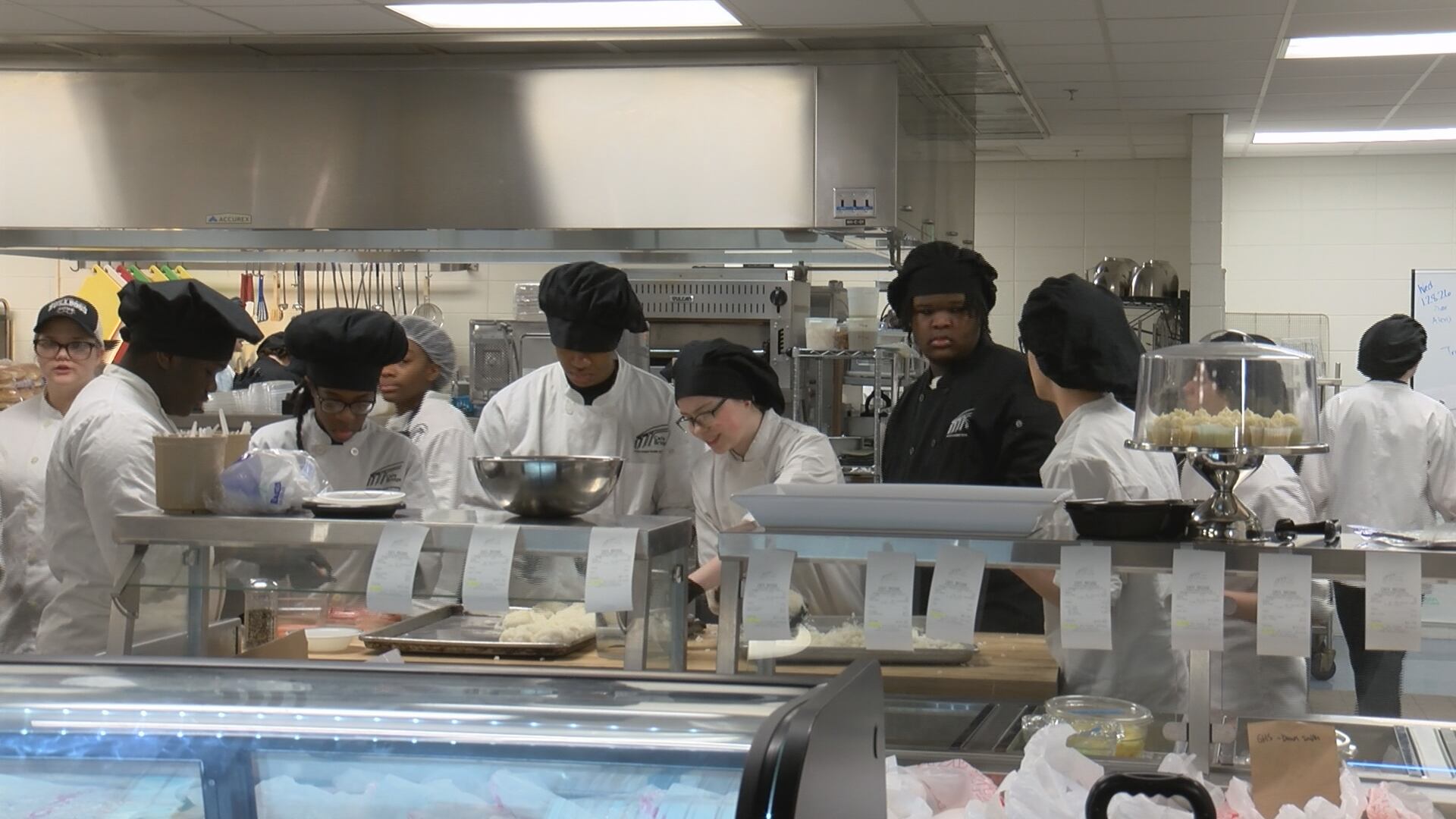 Pascagoula High culinary program prepares students for careers