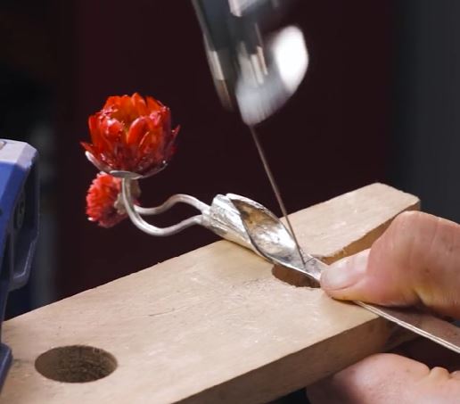 Turn cutlery into stylish accessories