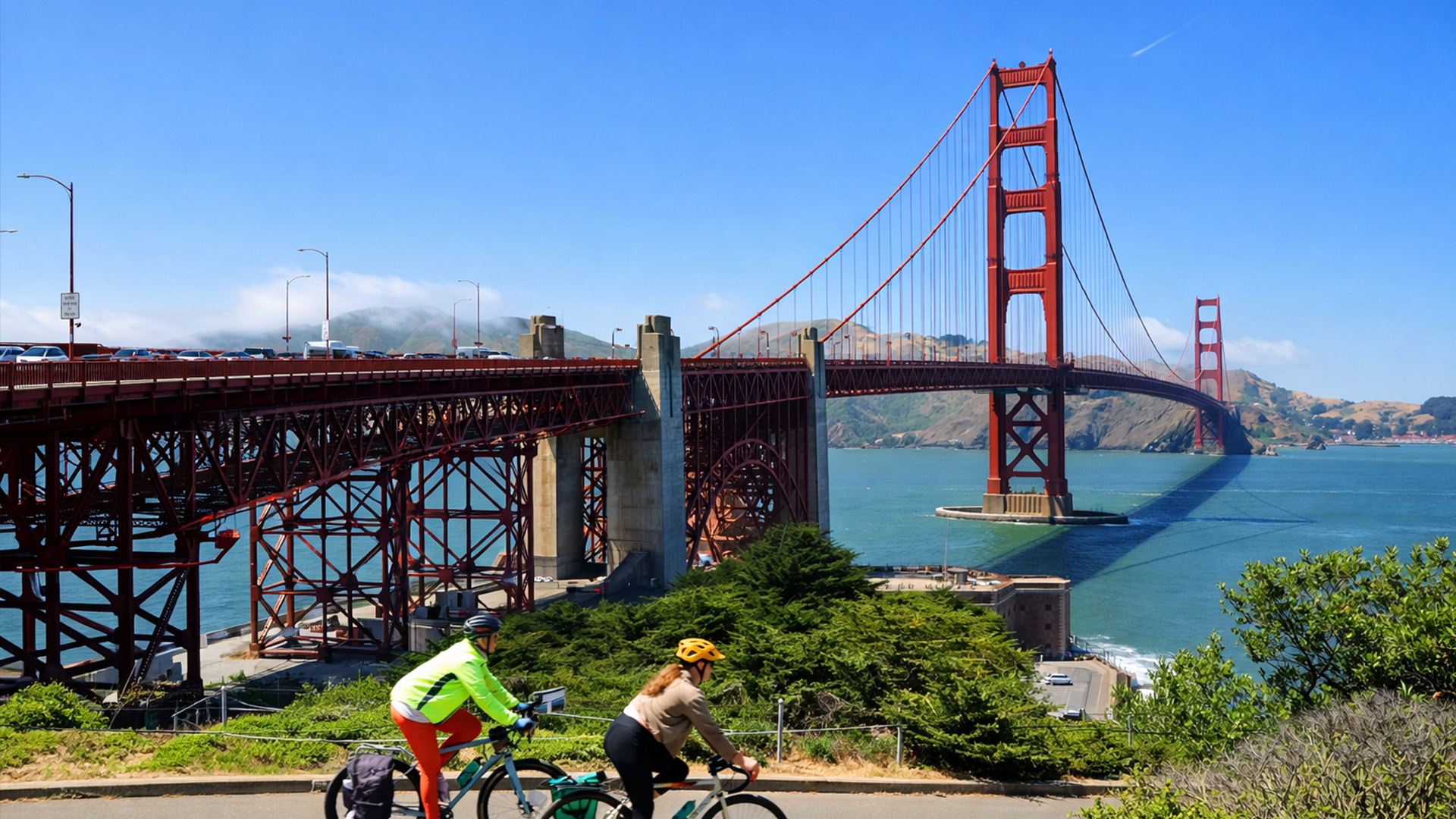 Golden Gate Bridge peaceful fog and ocean sounds (4K)