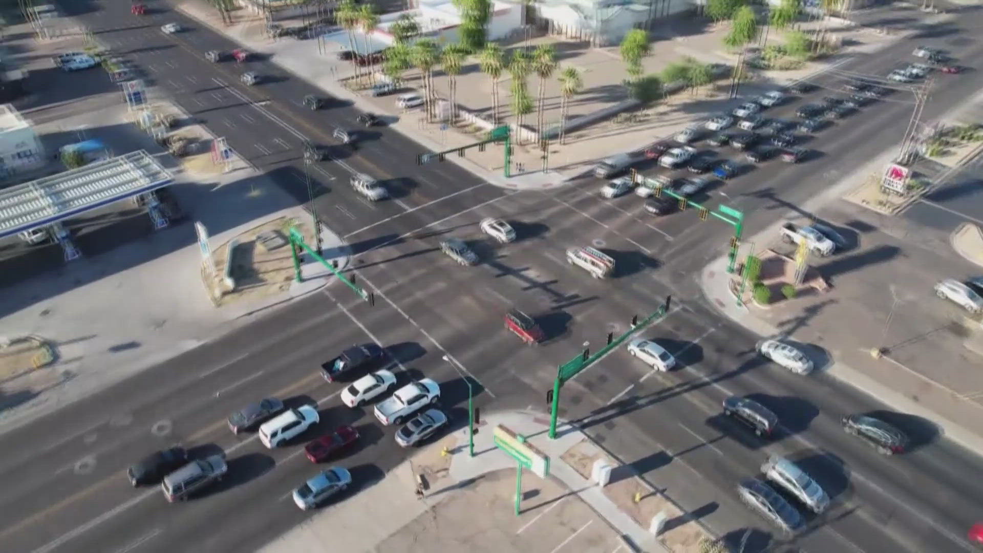 Phoenix to install 17 speed cameras at intersections
