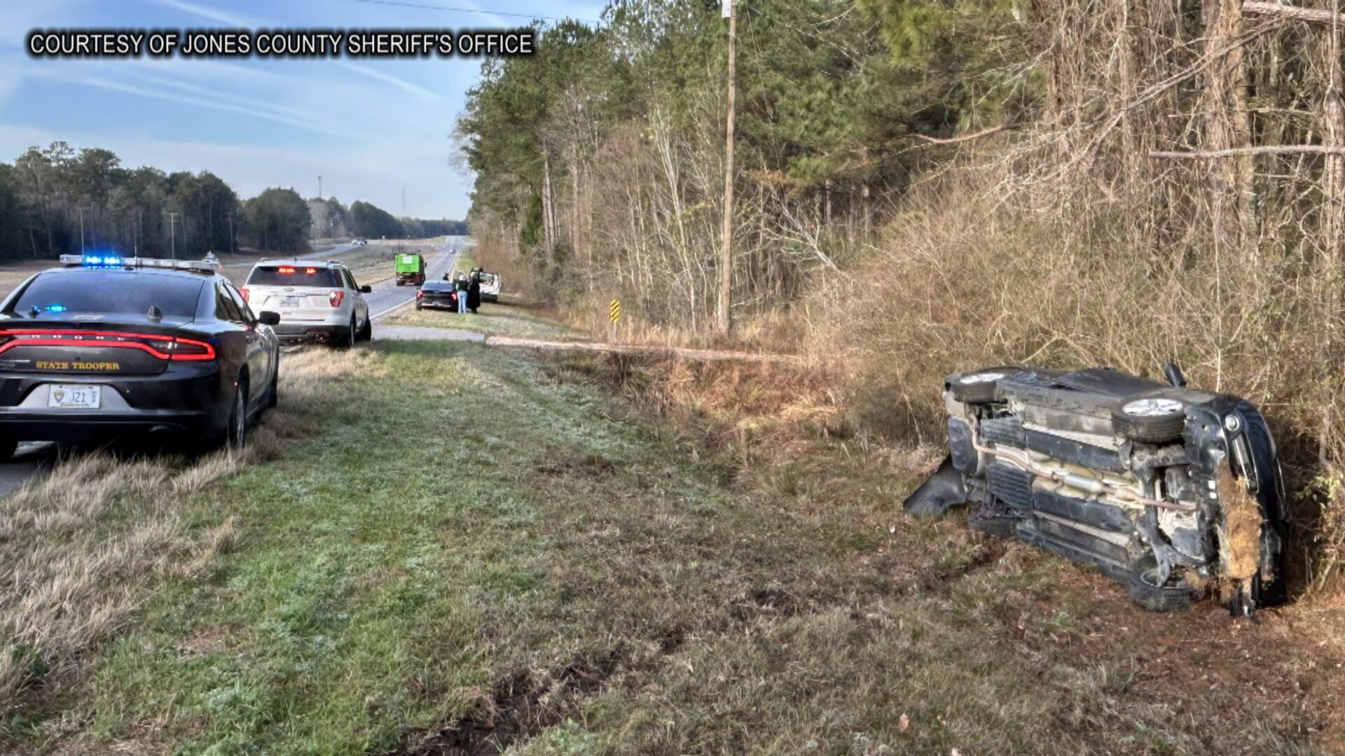 Waynesboro officer recognized after off-duty crash response