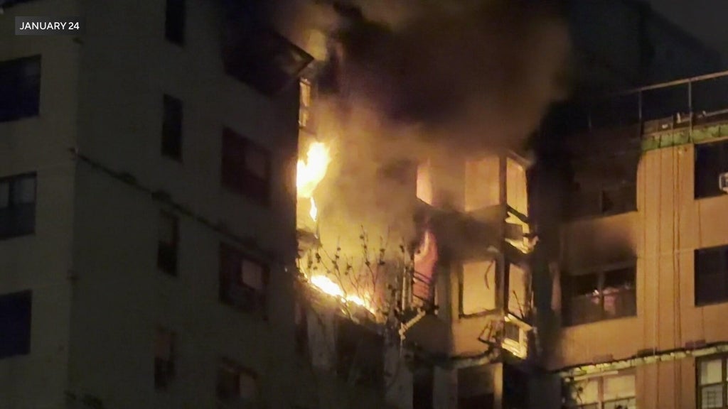 Homeless man charged with murder after deadly Bronx apartment fire ...
