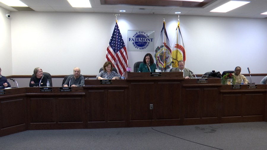 Fairmont City Council advances acquisition of collapsed downtown building