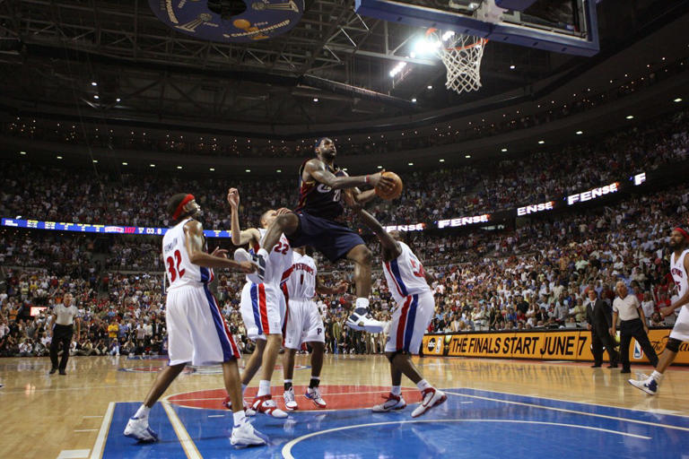 Decade of greatness: LeBron James’ best moments in Cleveland