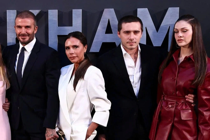 'Tối hậu thư' gia đình Beckham gửi đến con trai Brooklyn