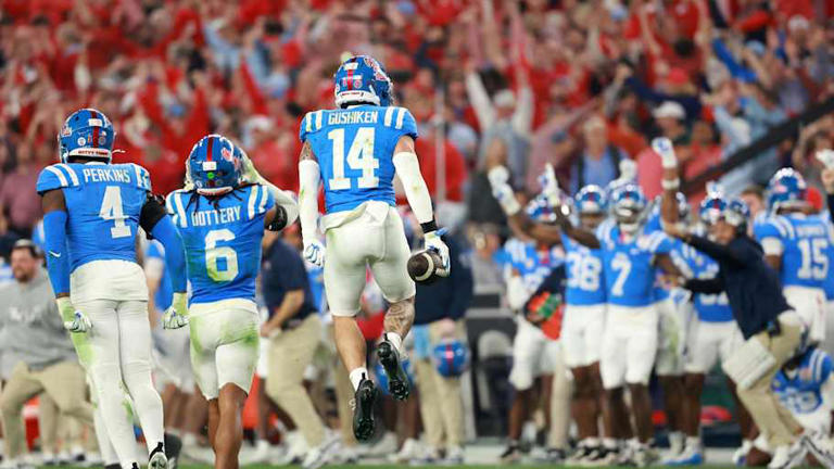Ole Miss is running up the score—Rebels dominate top 10 2026 transfer ...