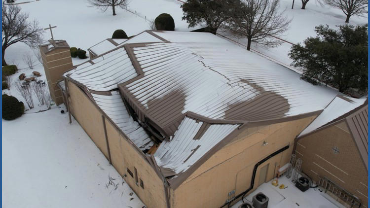 Weight of sleet and ice cause roof collapse at Cedar Hill church