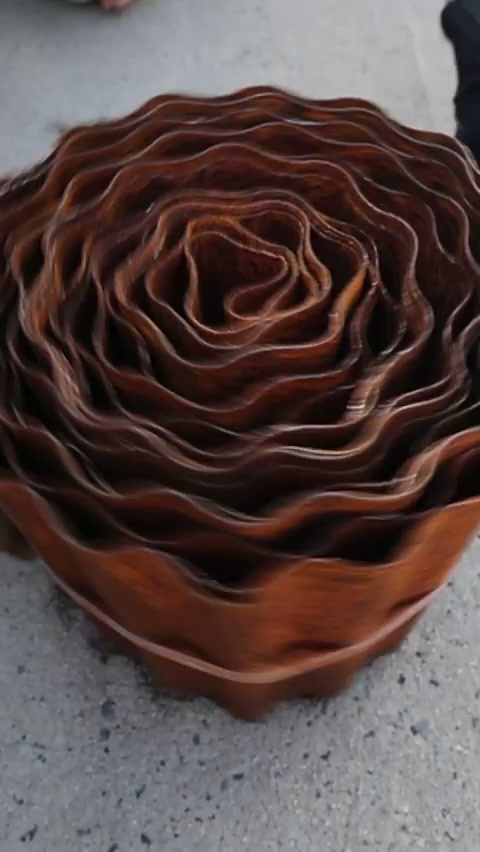 Genius Christmas lawn decor trick! 😱#diy #homehacks