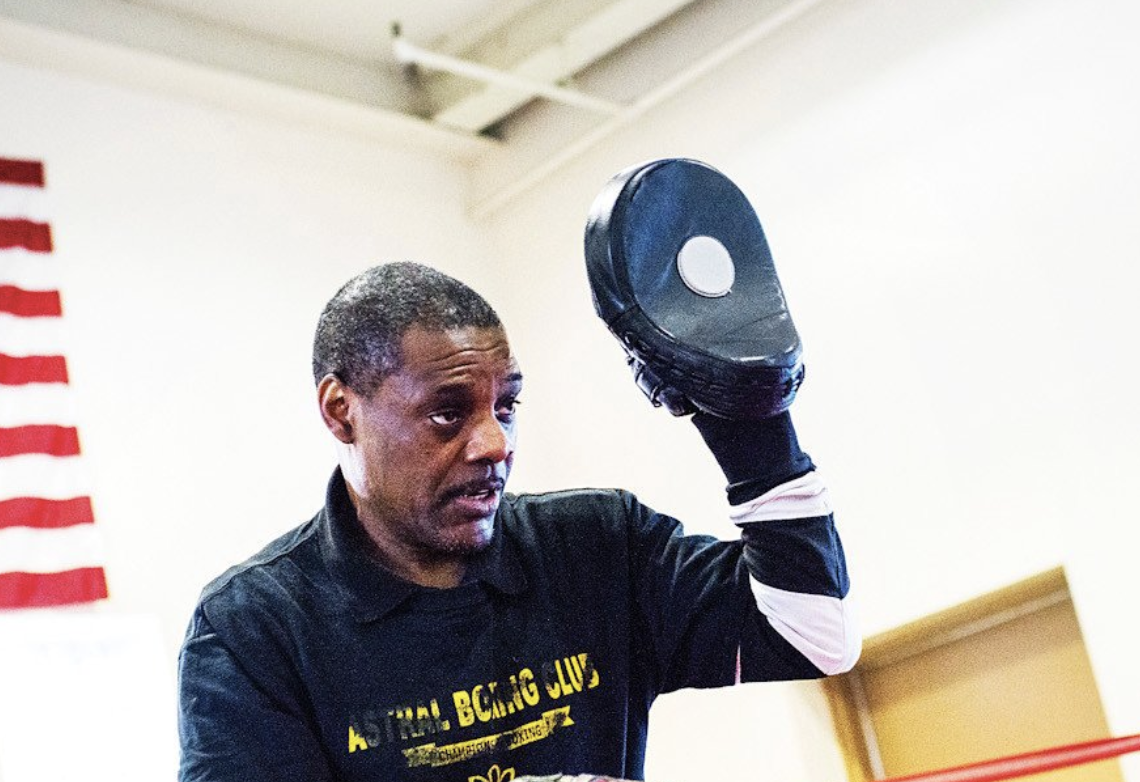 Four-time Golden Gloves champ Dennis Milton passes away