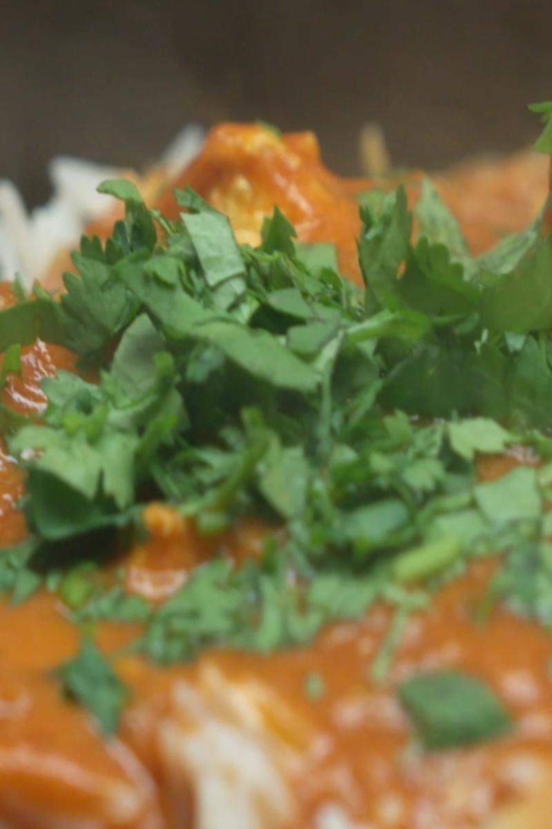 Creamy vegan tikka masala with tofu