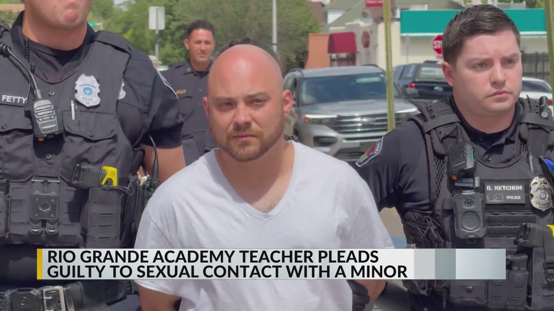 Former Albuquerque school teacher pleads guilty to child sex crime charge