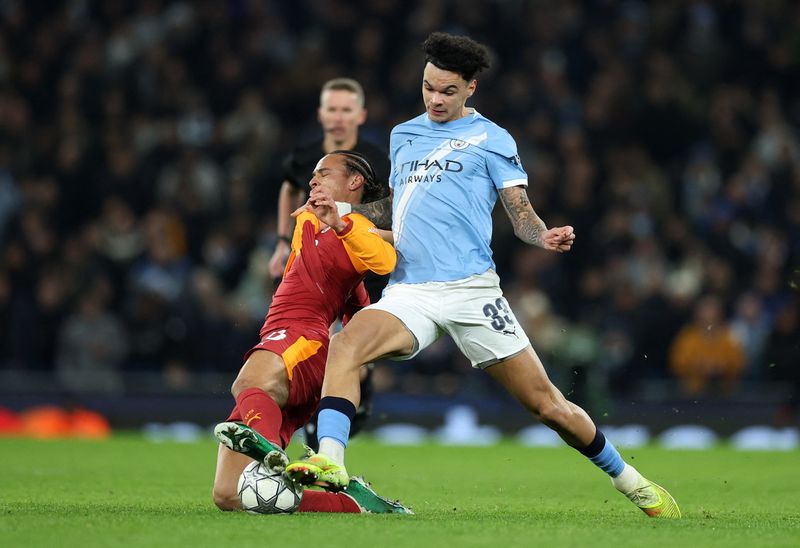 Soccer - Man City clinch Champions League last-16 spot with win over ...