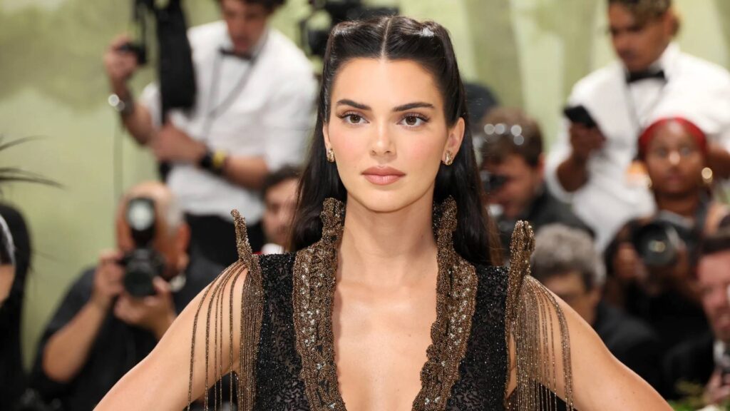 Kendall Jenner trolls her NBA exes in Fanatics’ first-ever Super Bowl ad