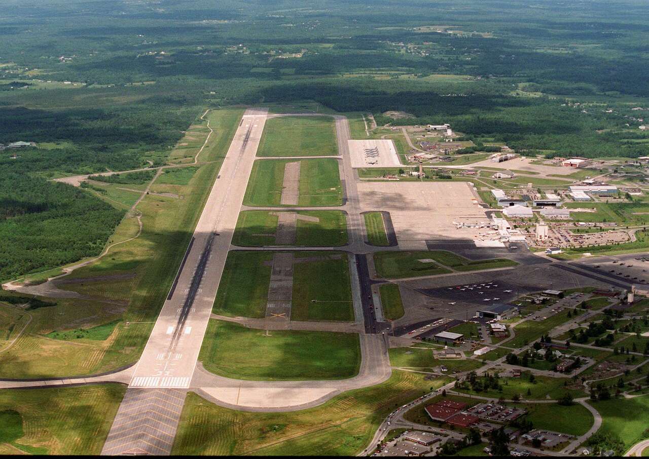 Nearly 72 hours after deadly Maine plane crash, investigators finally ...