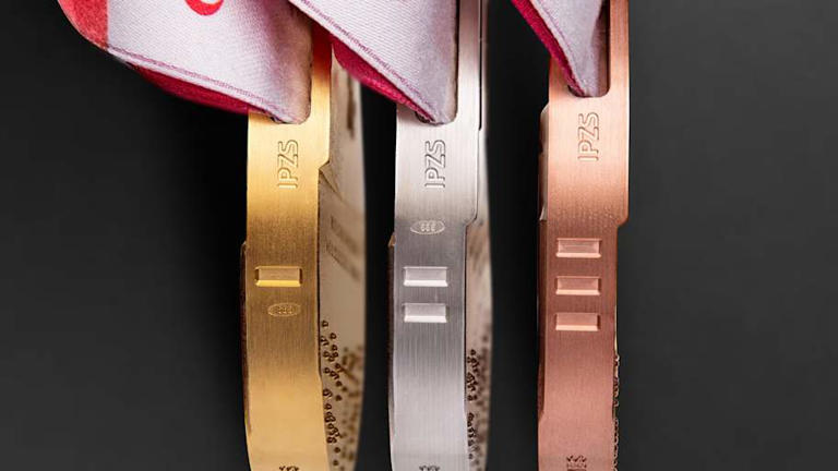 What do the 2026 Winter Olympic medals look like?