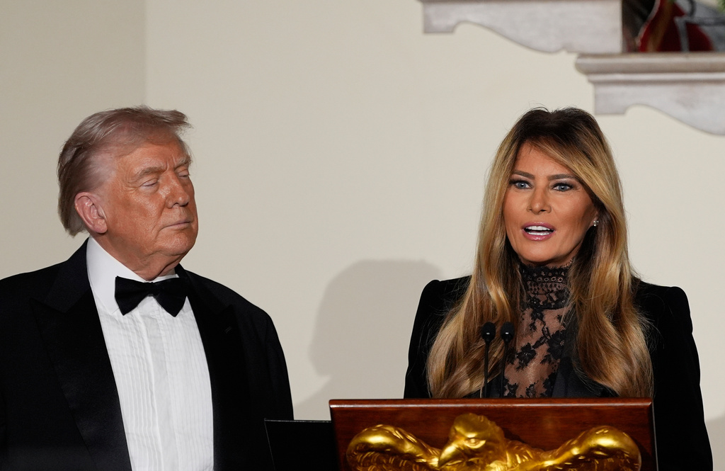 Melania Trump, entre el misterio y la discreción, se encuentra lista ...