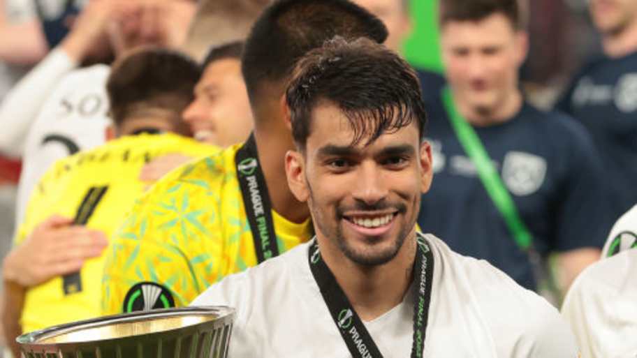 Lucas Paqueta bids farewell