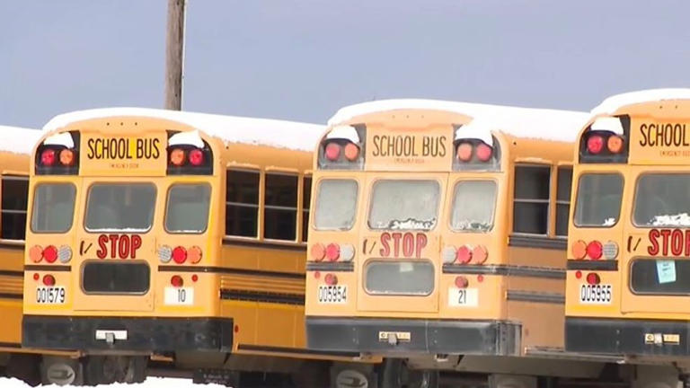 Union Local prioritizes play over online learning during snow days