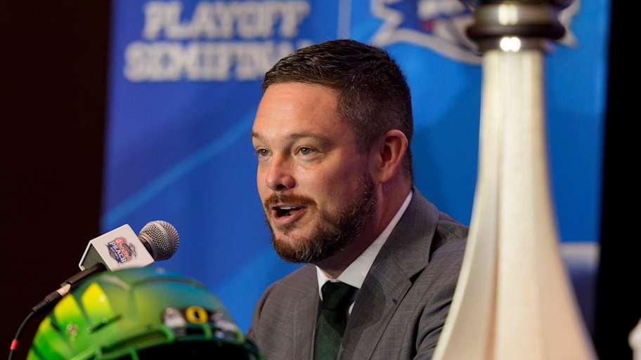 Top Oregon recruit makes announcement with Ducks, Texas, Ohio State