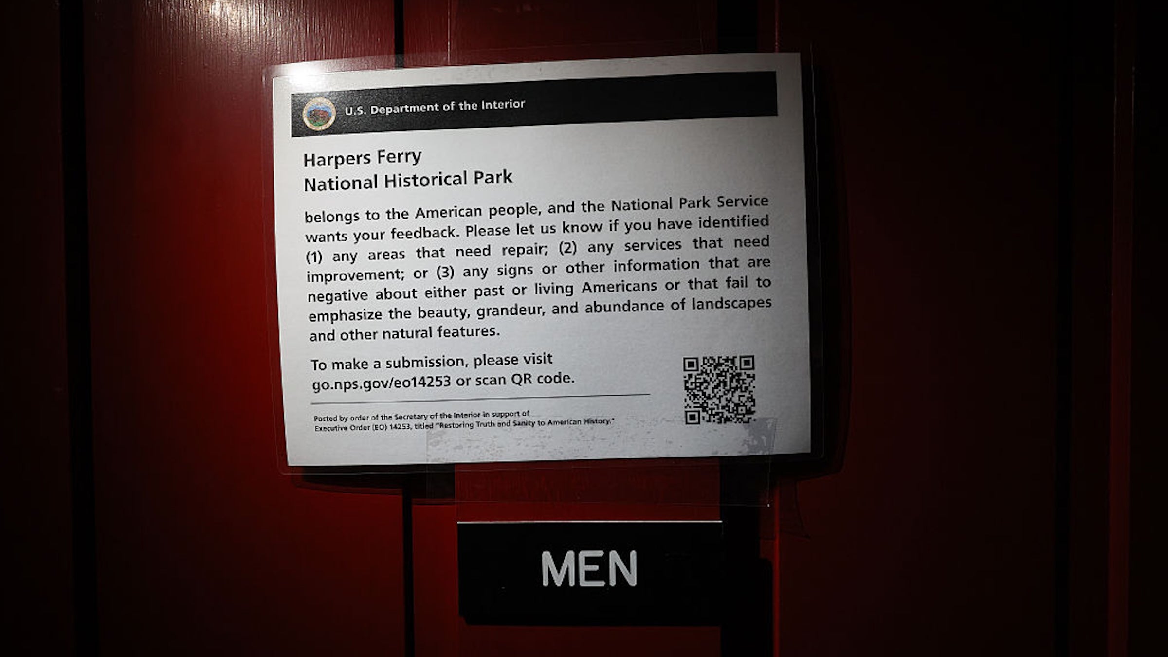 NPS strips historical signage from two major national parks