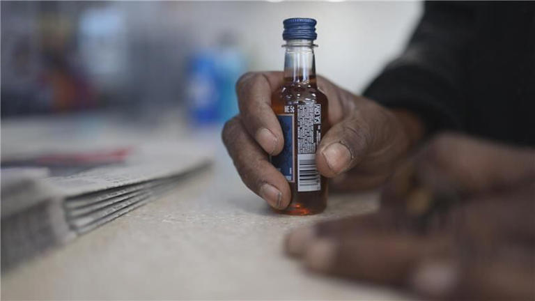 Kansas City considers ban on small liquor bottles and beer in high ...